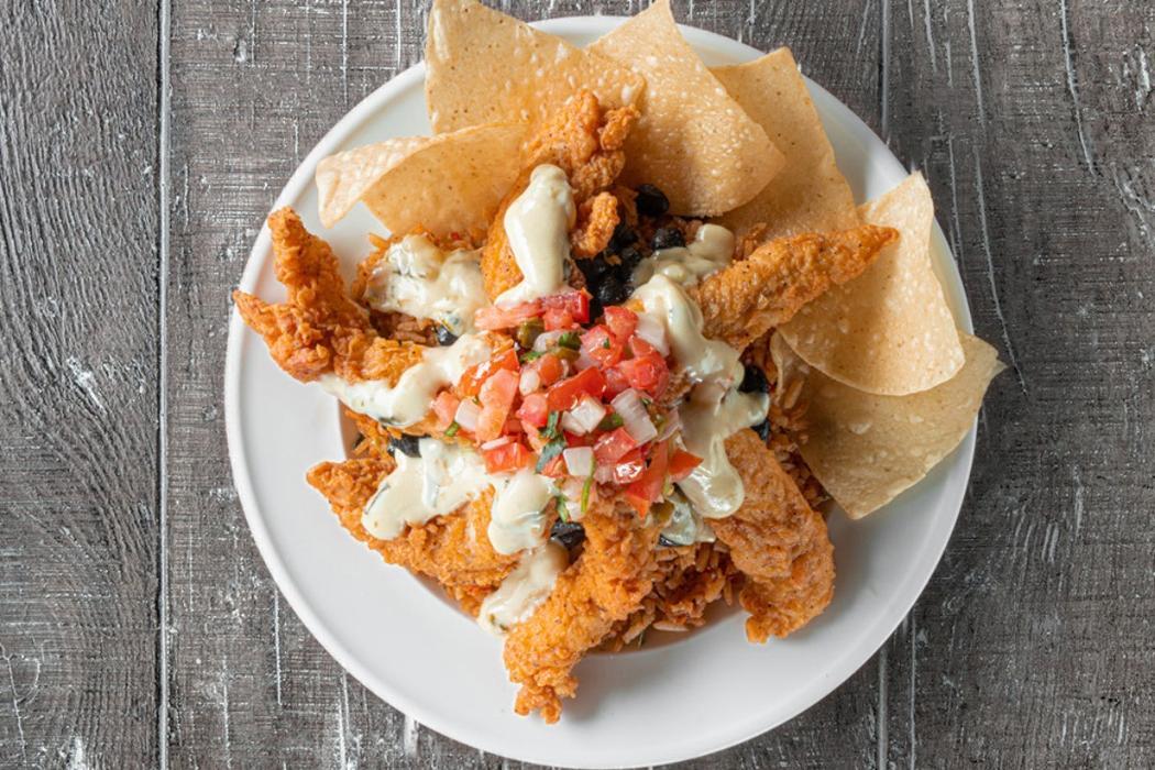 Buffalo's Cafe: wings, burgers, sandwiches, bar in Kennesaw, GA