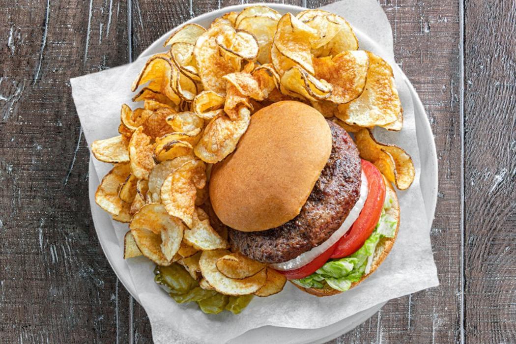 Buffalo's Cafe: wings, burgers, sandwiches, bar in Kennesaw, GA