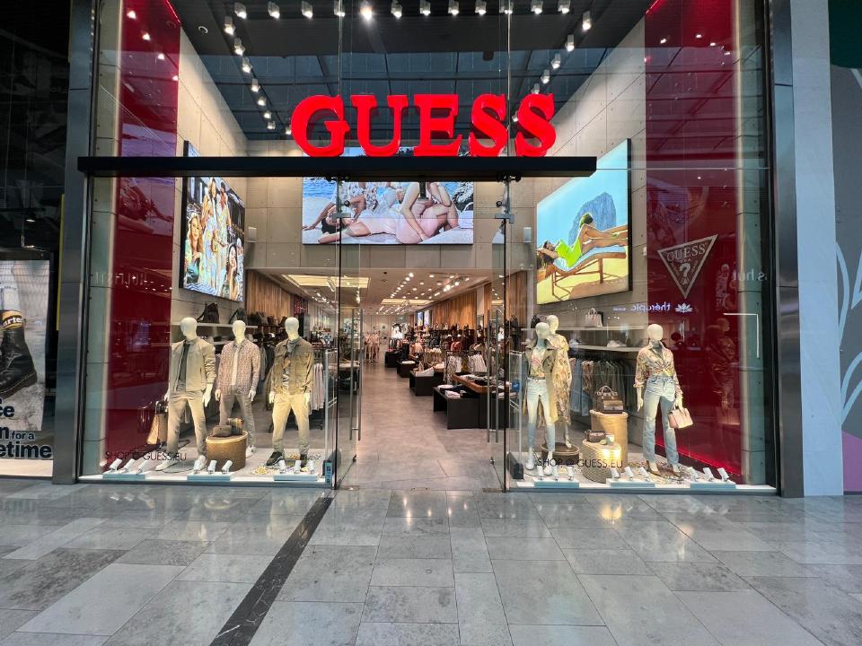 Store Locator | GUESS®