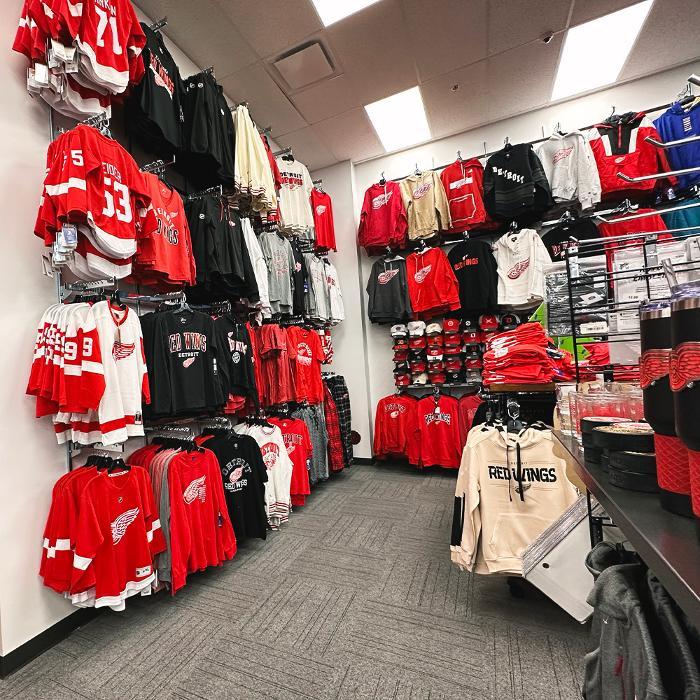 Rally House | Stores: Rally House Macomb Mall